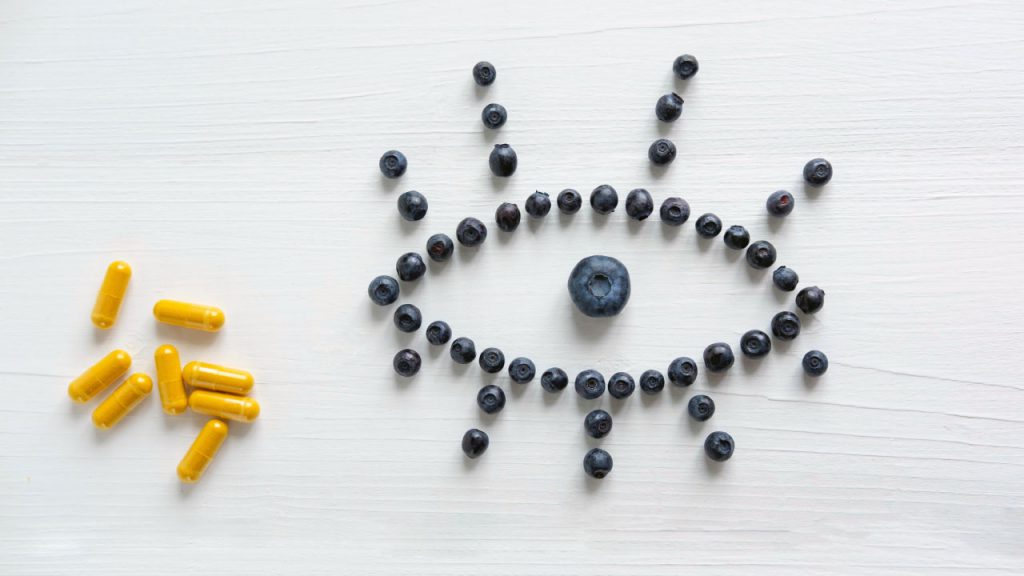 15 Healthy Reasons We Love Bilberry Eyes – Healthy Insights
